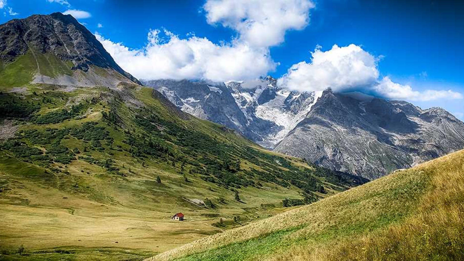 The Best Places to Vacation in the French Southern Alps