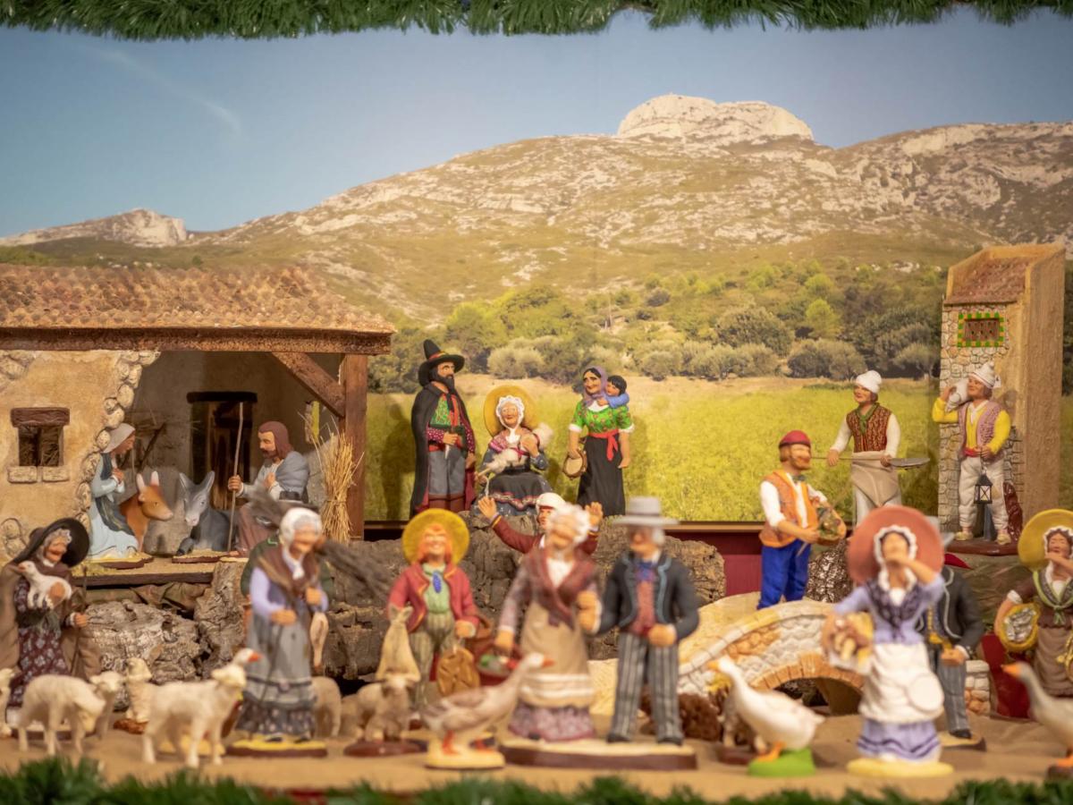 Our must-have list of santon figurines | Provence-Alpes-Côte d'Azur Tourism